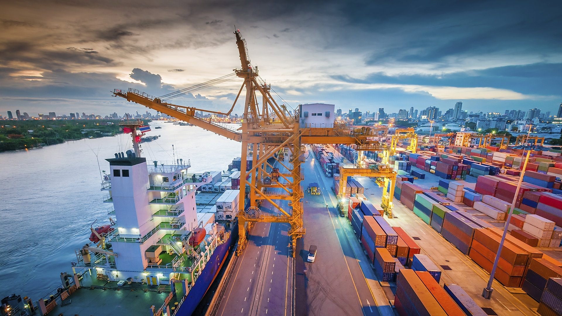 About Us - ACTIVE SHIP MANAGEMENT